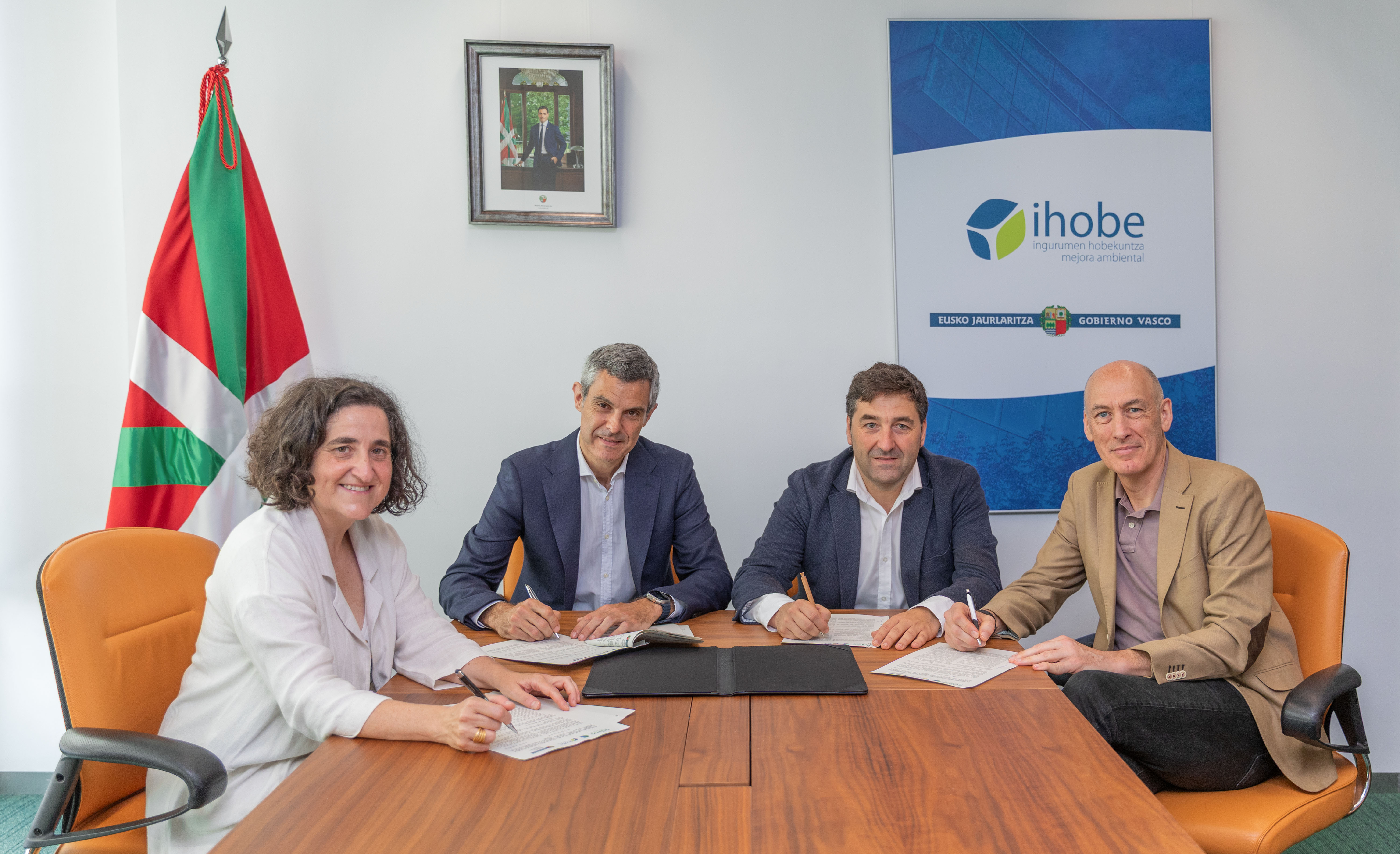 | Ihobe